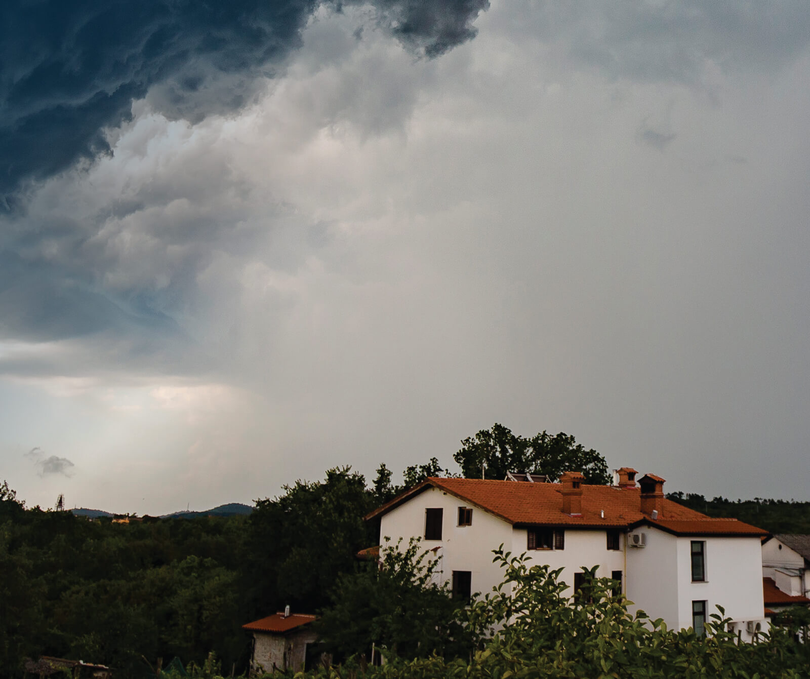 Hurricane HVAC Prep Guide Pensacola FL | McNorton Tips